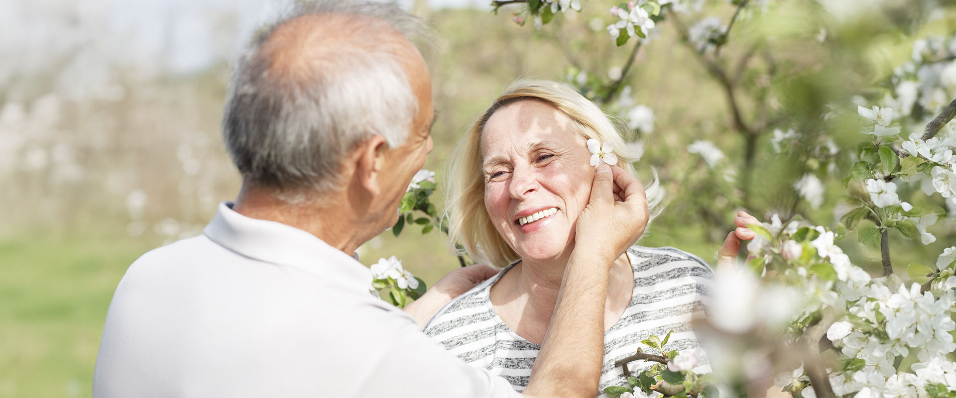 Aging with dignity in retirement homes | Dämadi Blog